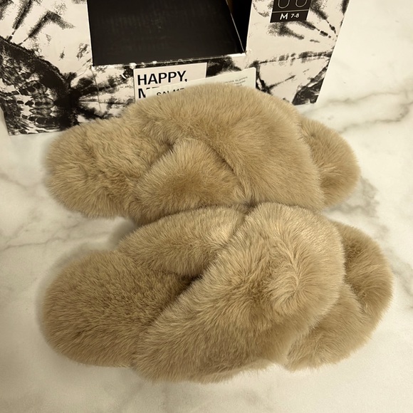Jenni | Shoes | Jenni Intimates Ladies Slippers Mauve Berry M | Poshmark